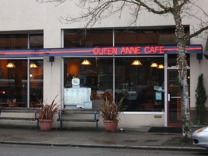 Queen Anne Cafe - 2121 Queen Anne Ave N - Restaurants - Seattle, WA ...