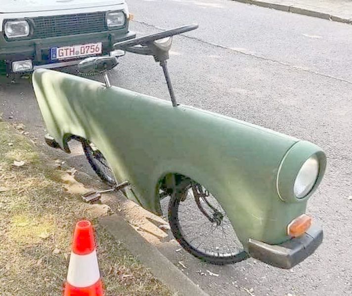 Rio Devore, Luke Edstrom, and Hummingbull at Lucky Liquor in Tukwila ...