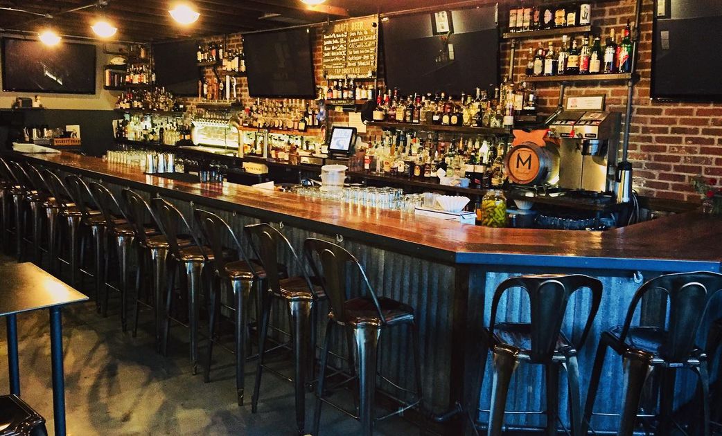 The Best Bars for Watching Sports in Seattle (Even if You Don't Care ...