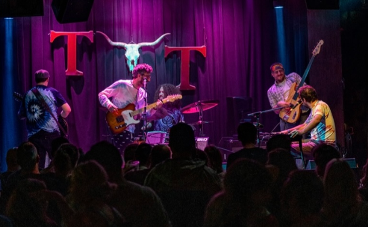 Everson Pines, The Hasslers, and Peter Donovan at Tractor Tavern in ...