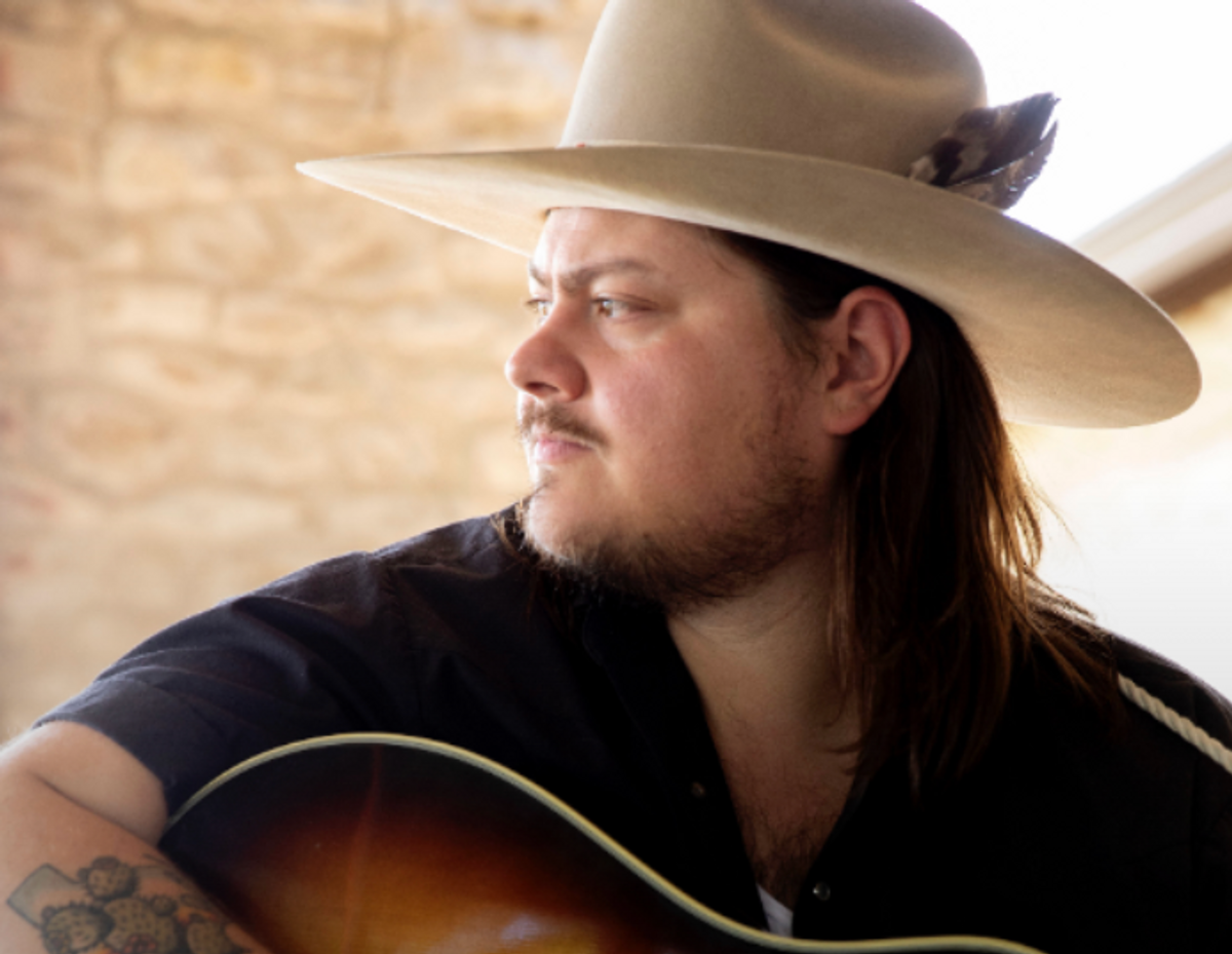 Vincent Neil Emerson with Logan Ledger at Tractor Tavern in Seattle, WA ...