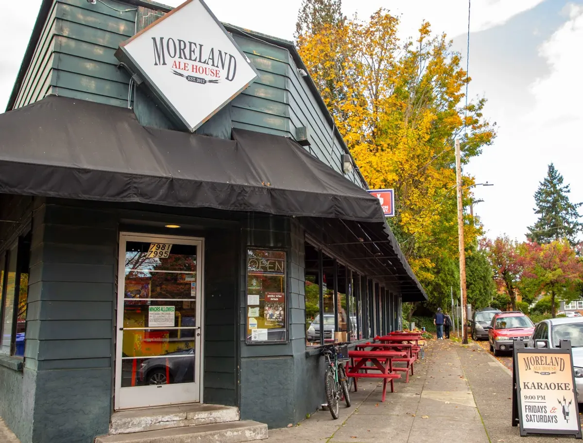 Moreland Ale House - 7995 SE Milwaukie - Restaurants - Portland, Oregon ...
