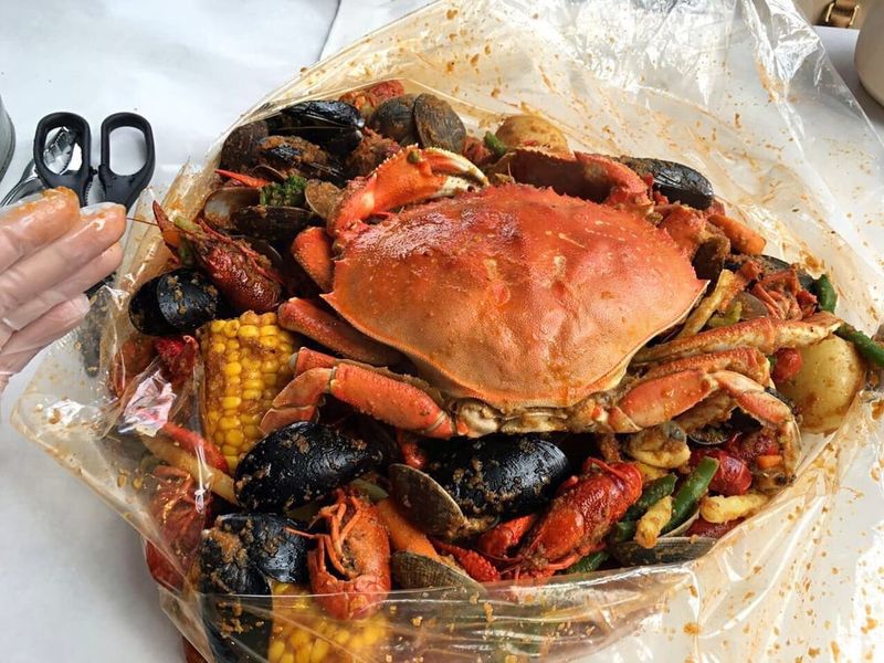 Crawfish King - 725 S Lane St - Restaurants - Seattle, Wa - EverOut Seattle