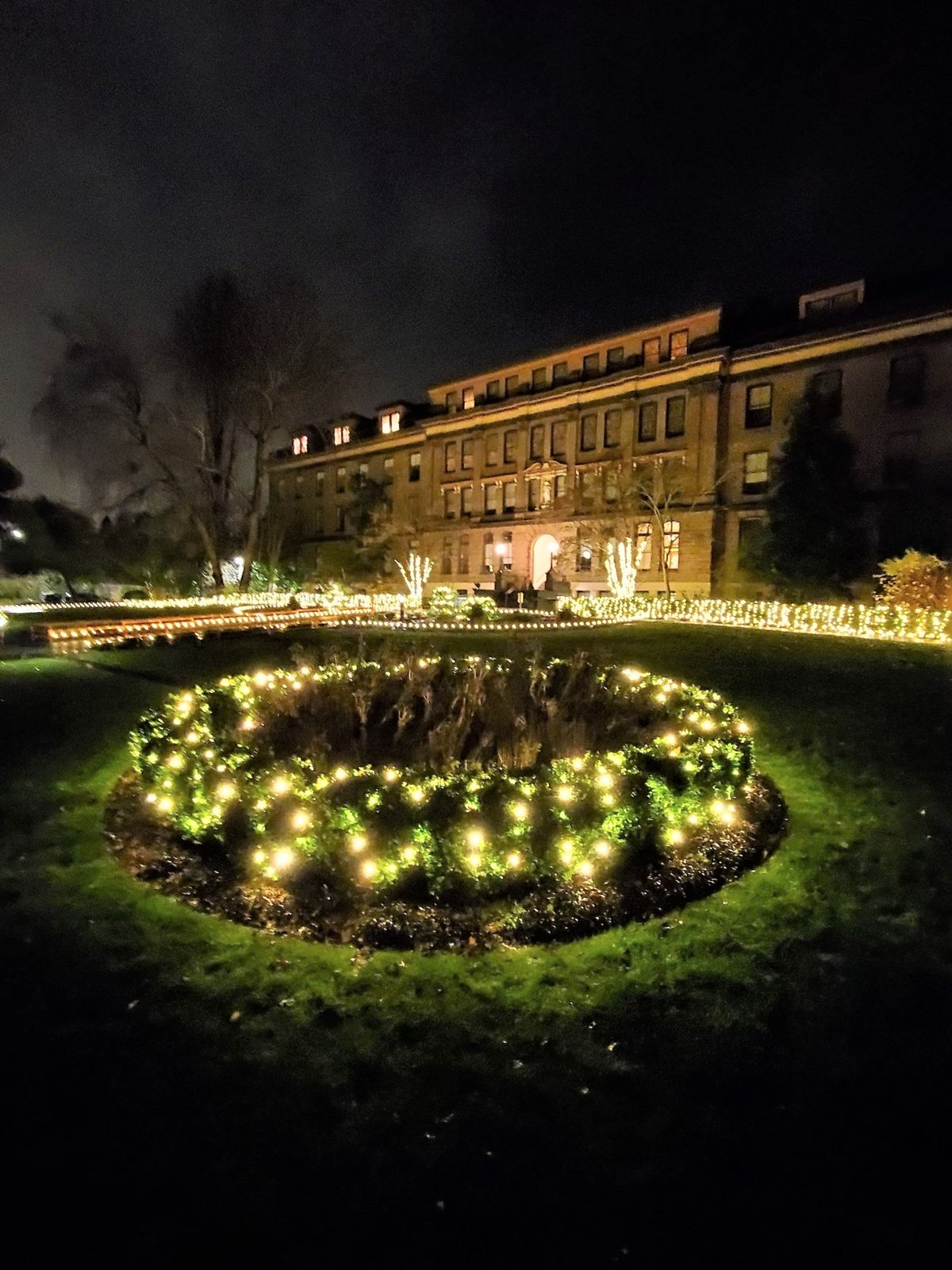 Holiday Glow at the Good Shepherd Center at Good Shepherd Center in ...