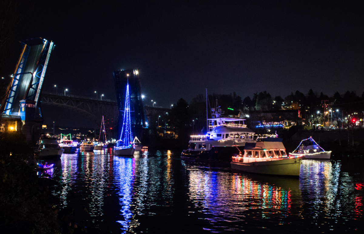 6th Annual Parade of Boats Onshore Viewing Party at Evanston Plaza in ...