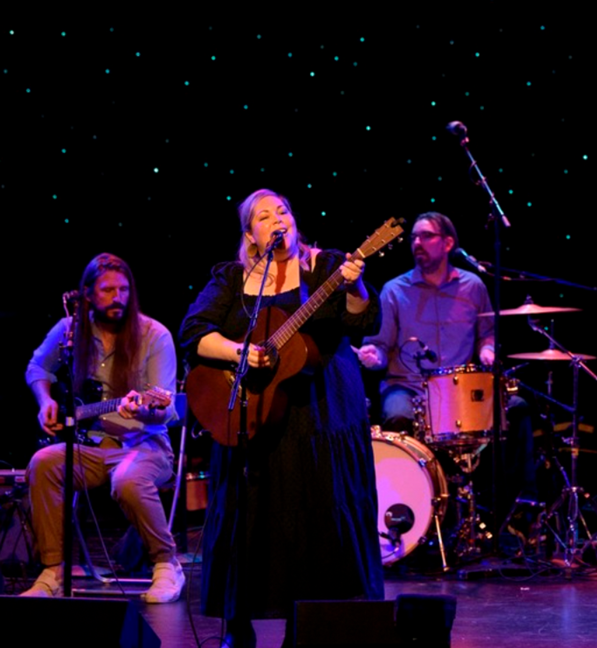 Amanda Winterhalter at Conor Byrne Pub in Seattle, WA - Friday, May 2 ...