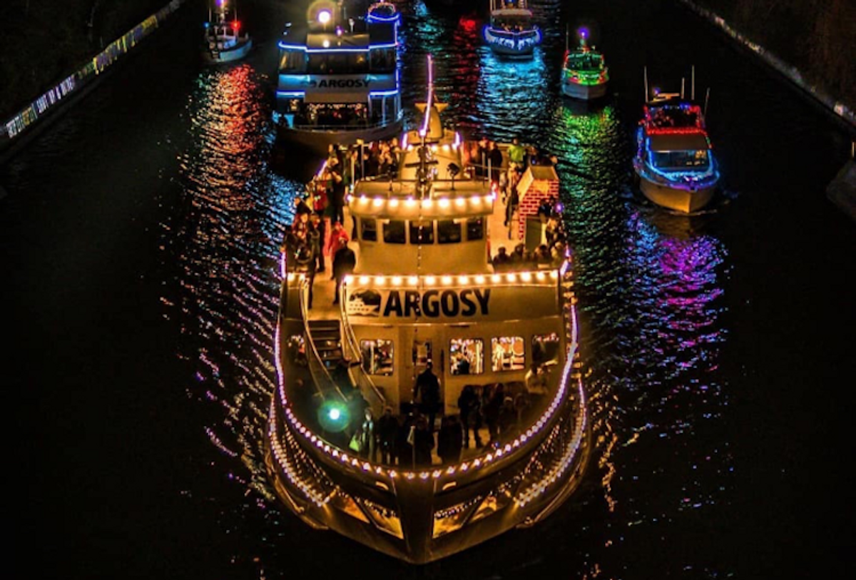 Parade of Boats On-Shore Viewing Party at Evanston Plaza in Seattle, WA ...