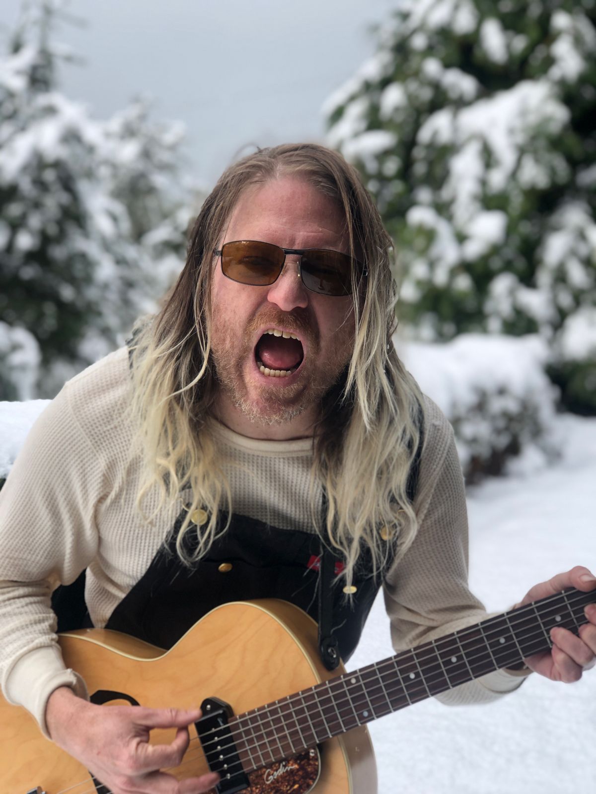 Nick Roberts and Adam Goldman live at The Ship Tavern in Portland ...