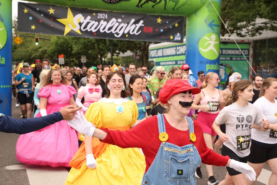 Starlight Run at Tom McCall Waterfront Park in Portland, OR - Saturday ...