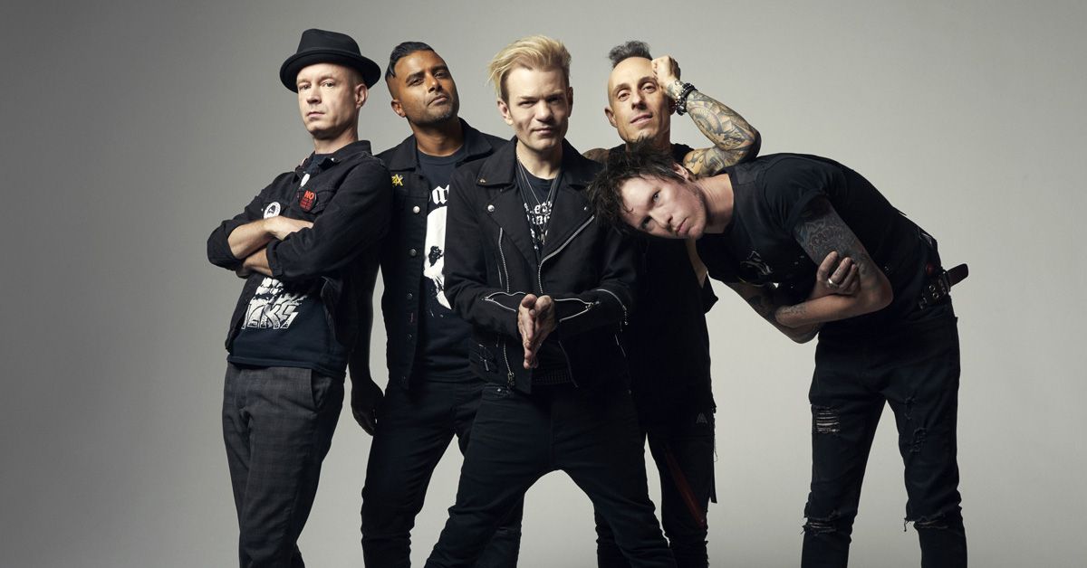 Sum 41: Tour of the Setting Sum at WaMu Theater in Seattle, WA ...