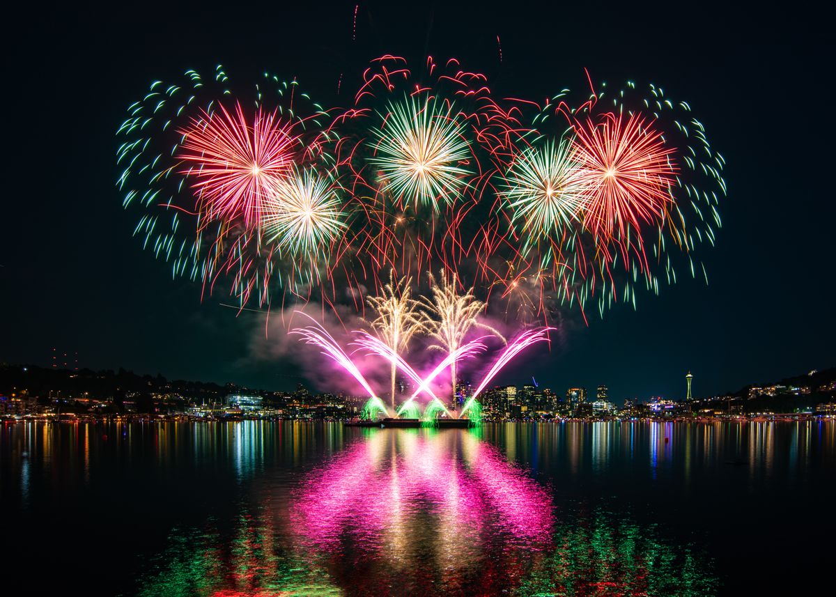 Seafair 4th of July at Gas Works Park & Lake Union Park in , - Thursday ...